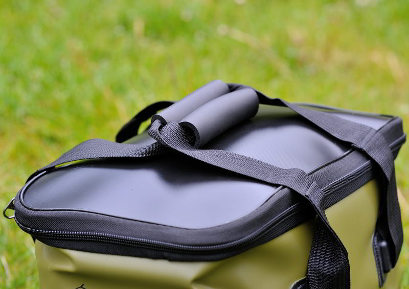 Karpertas kopen | No.1 Waterdichte Karpertassen | Carp Whisperer